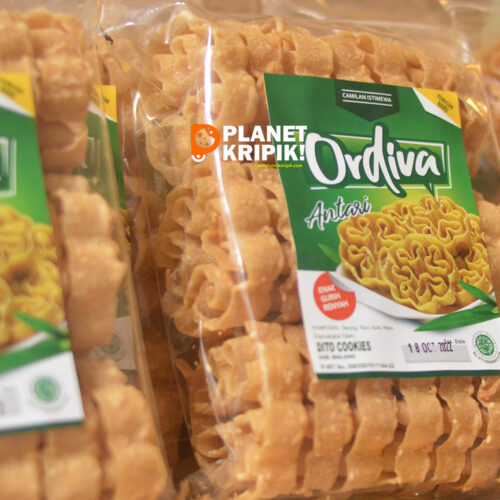 Produk - Planet Keripik ( Distributor) Kripik Lumba lumba - Oleh oleh ...
